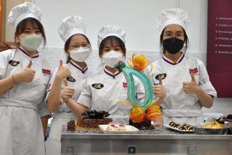 Students - School of Baking and Cooking Classes